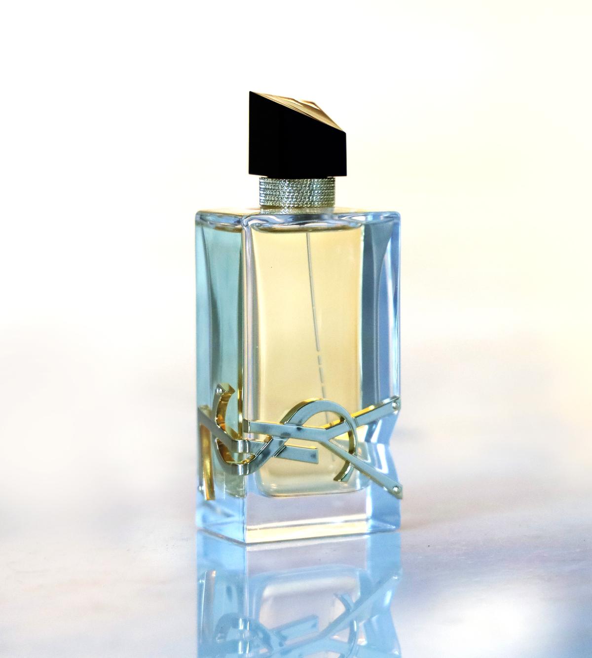 Libre Yves Saint Laurent perfume - a novo fragrância Feminino 2019